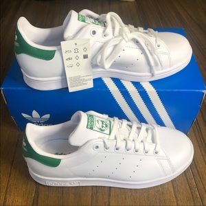 adidas | Shoes | Adidas Sam Smith White Casual Sneakers Shoes | Poshmark